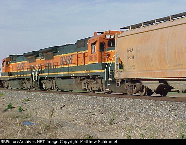 BNSF 8616